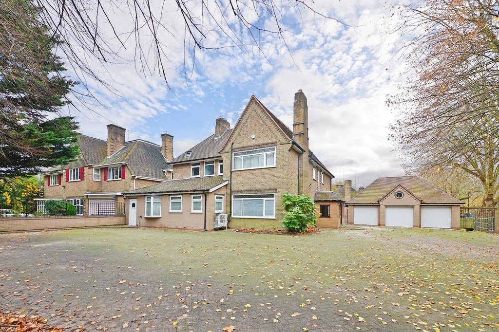 Properties and Houses for Sale in Edgbaston, Birmingham